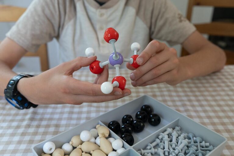 21 Resources for Kids to Learn Chemistry before High School - Make It ...